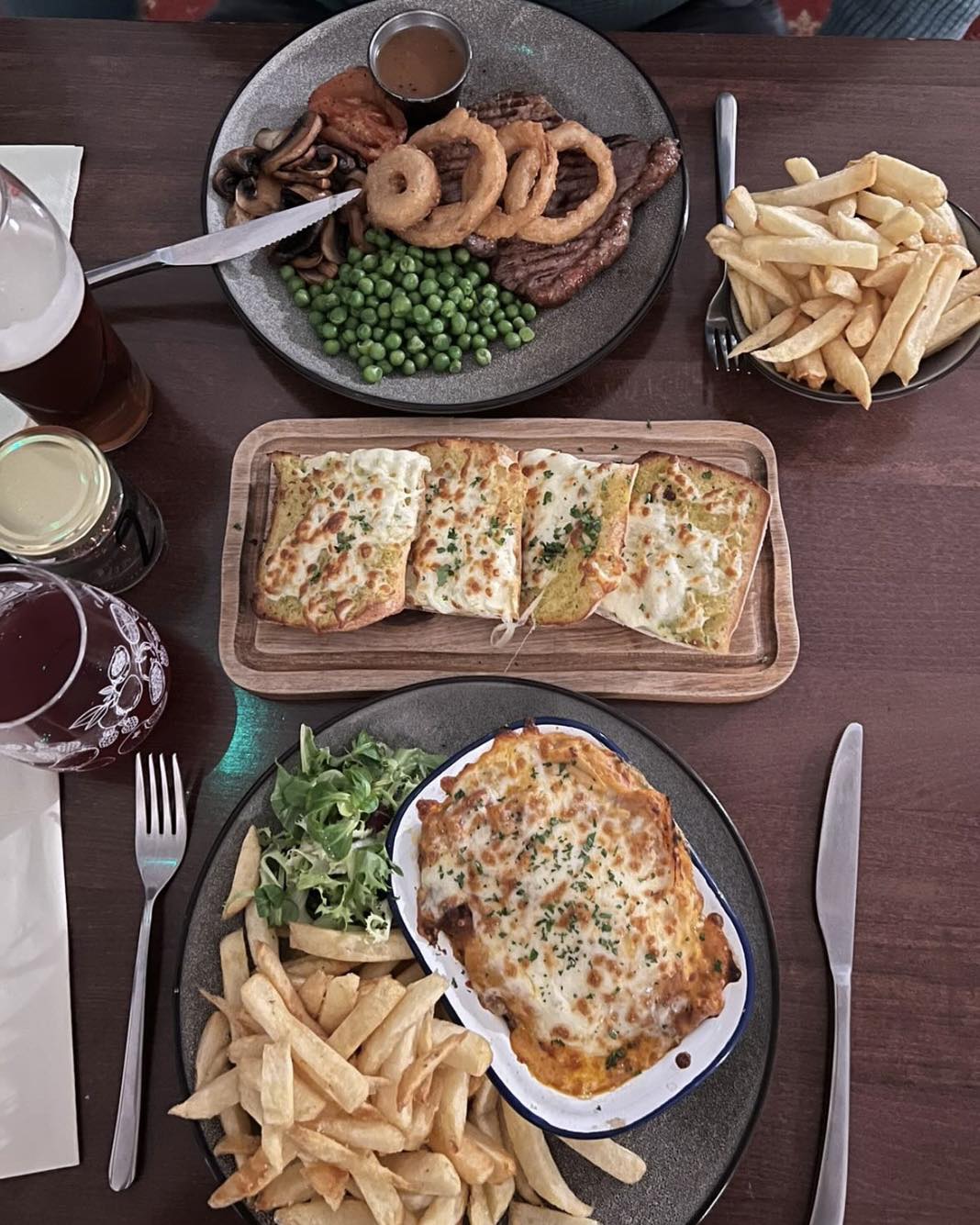 Savour Authentic Welsh Cuisine | Fox & Hounds Bancyfelin